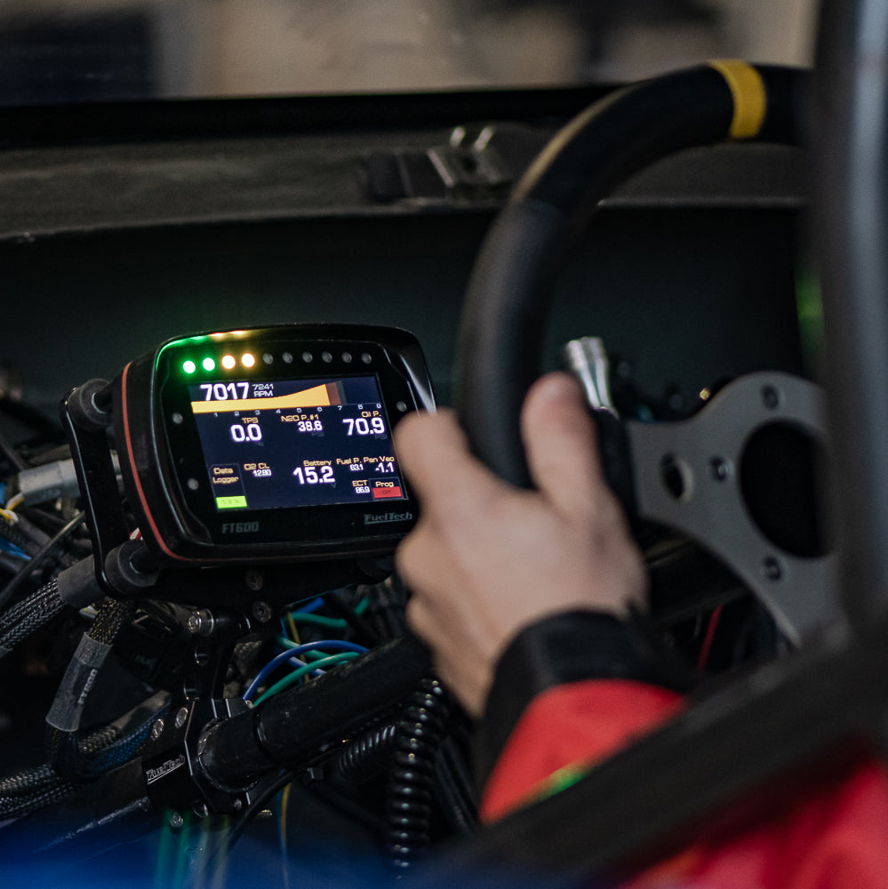 FuelTech FT600 ECU with EFI and Touchscreen Dash Display - FuelTech USA